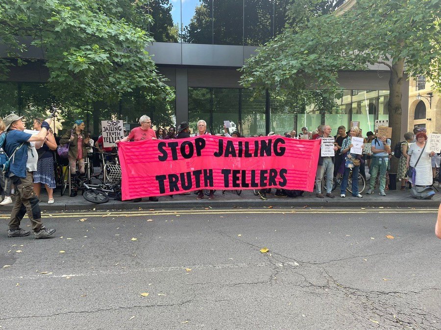 Labour must end criminalisation of climate protesters | Global Witness